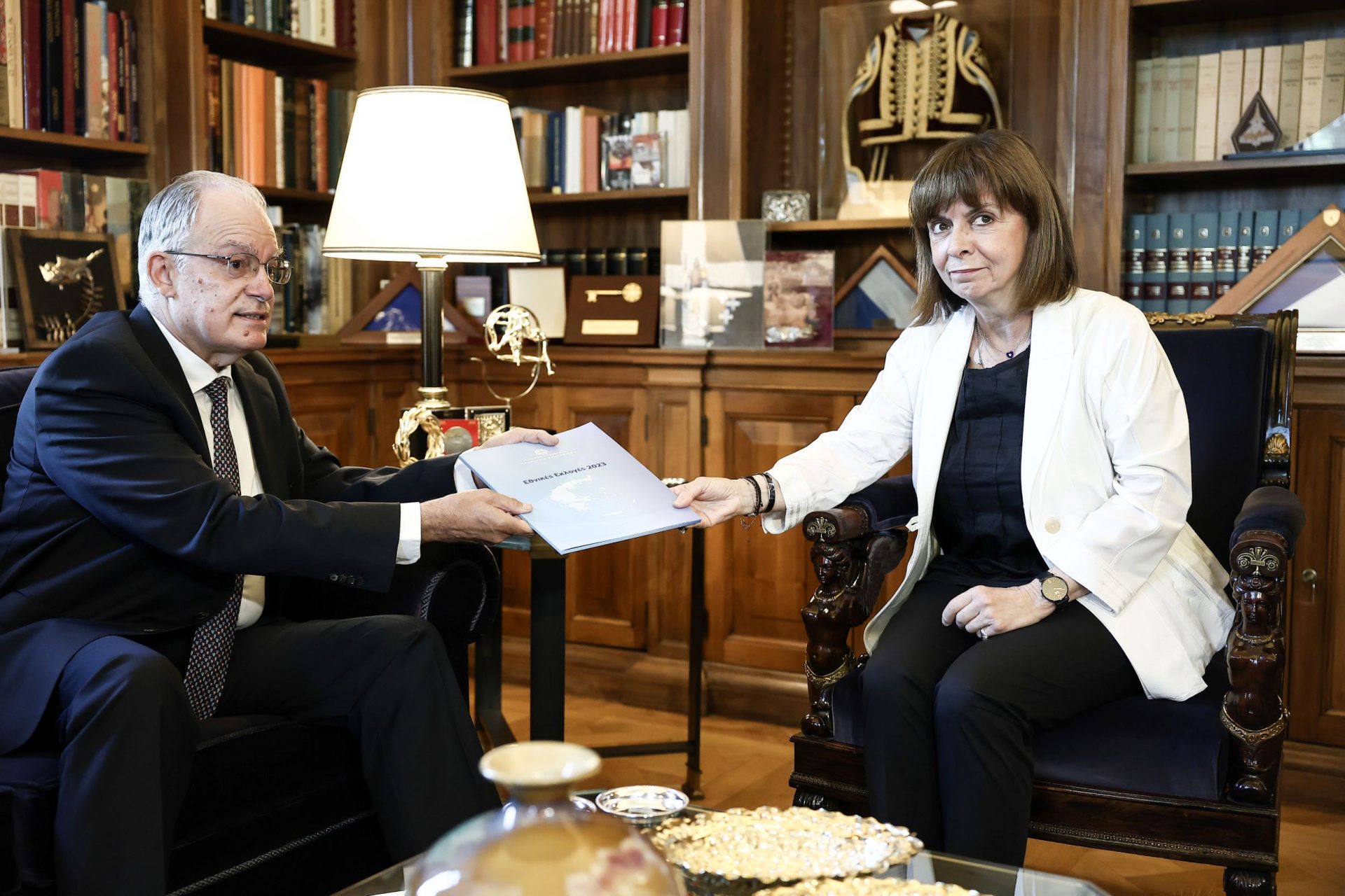 Συνάντηση με τον Πρόεδρο της Βουλής Κωνσταντίνο Τασούλα – Προεδρία της ...