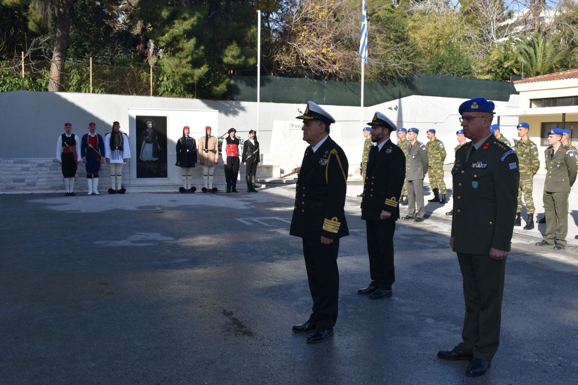 Εορτασμός του Άη Γιώργη του Φουστανελά, προστάτη της Προεδρικής Φρουράς ...
