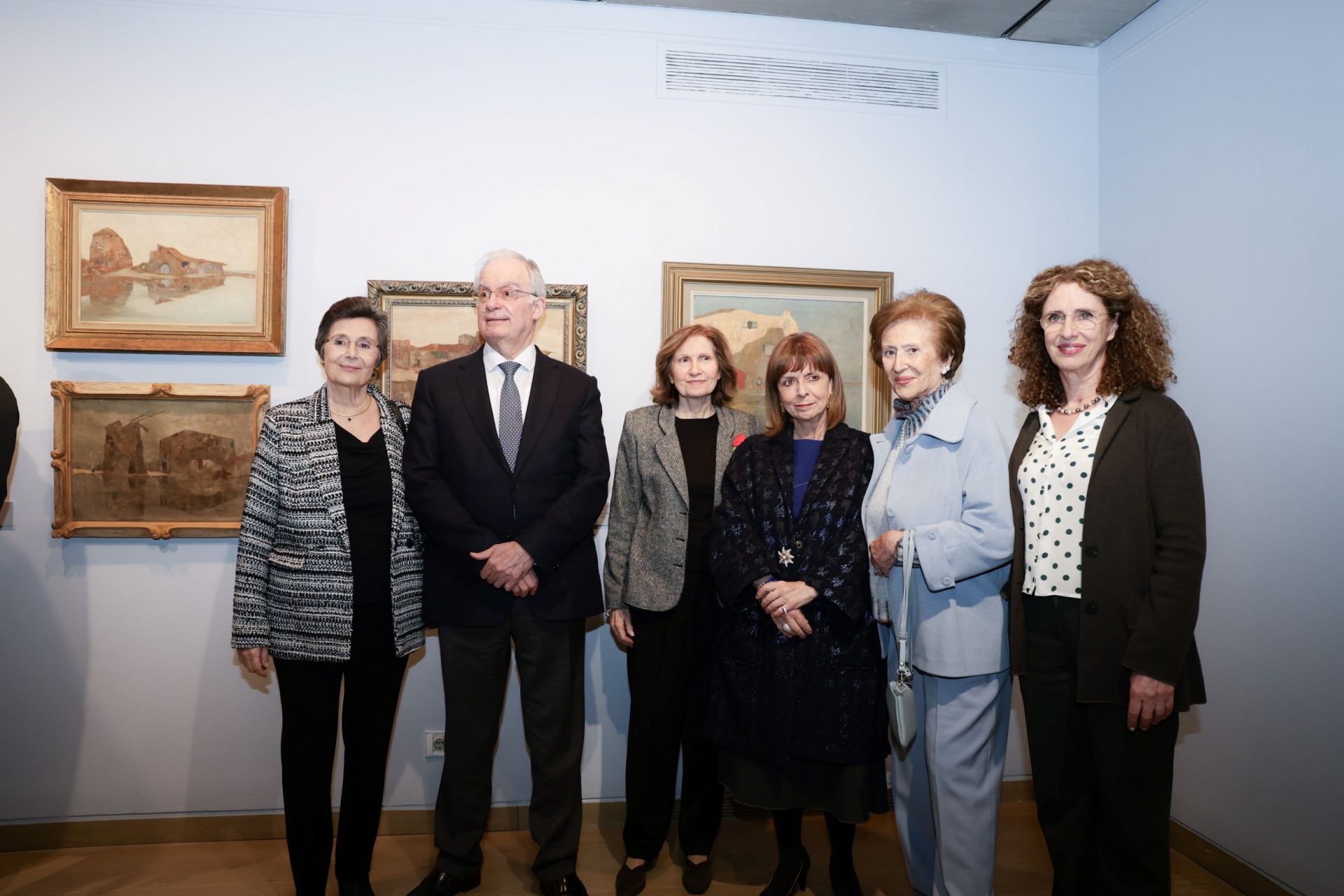 Στα εγκαίνια της έκθεσης «Μιχάλης Οικονόμου. Η αλχημεία της ζωγραφικής ...