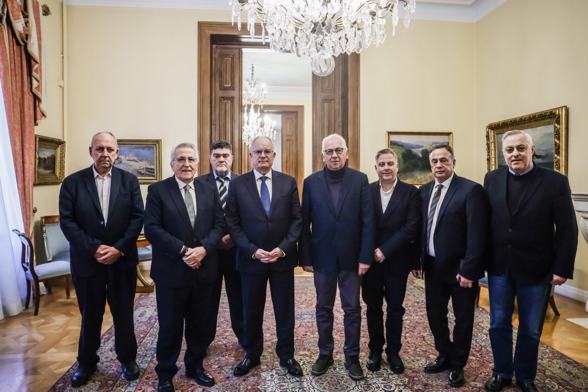 Συνάντηση με εκπροσώπους της Γ.Σ.Ε.Ε. - Aρχική - Προεδρία της Δημοκρατίας