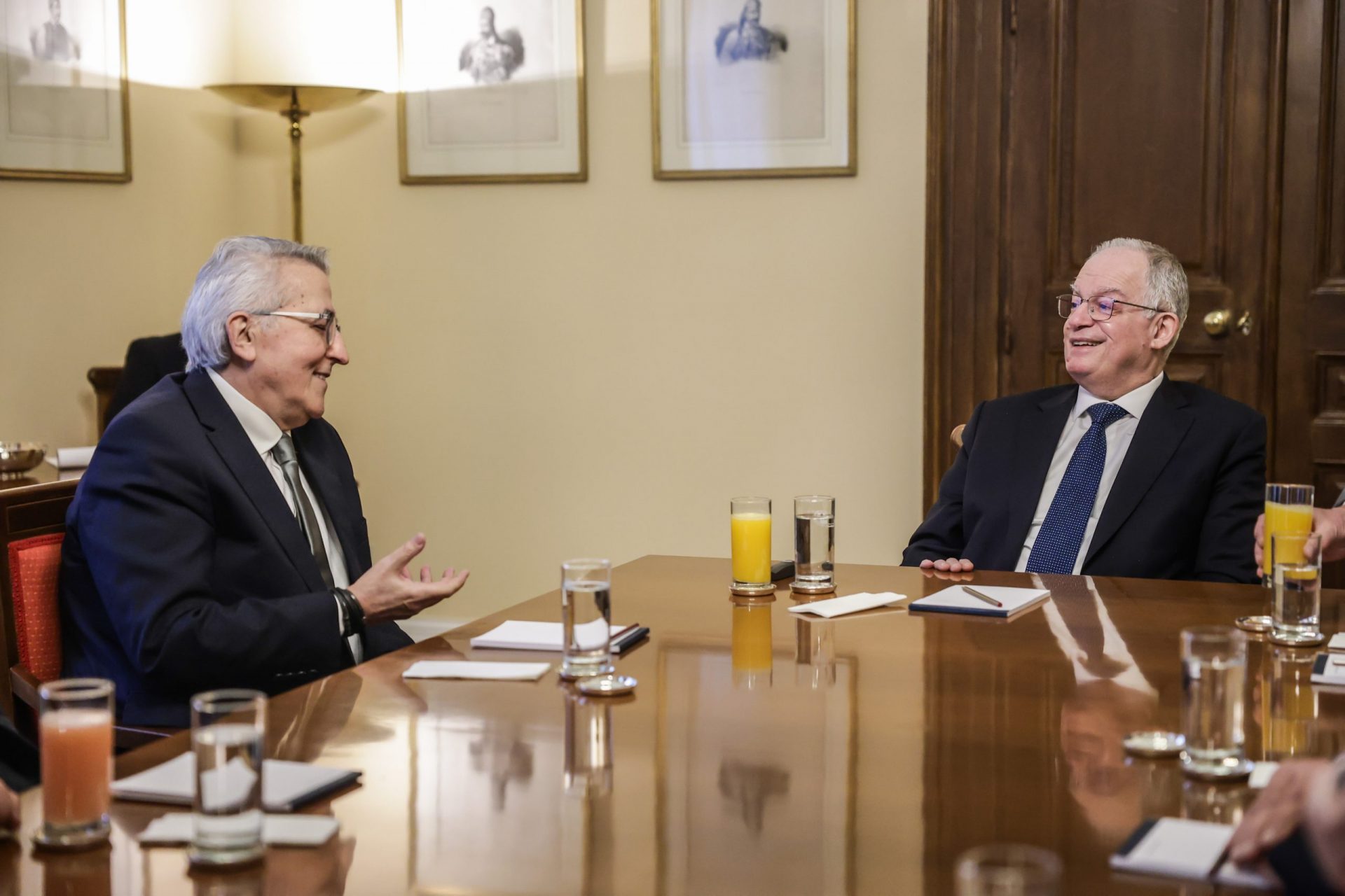 Συνάντηση με εκπροσώπους της Γ.Σ.Ε.Ε. - Aρχική - Προεδρία της Δημοκρατίας